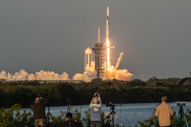 Ithy - SpaceX Recovery Mission for ISS Astronauts