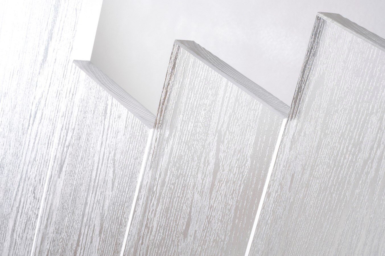 Ithy - Research on Transparent Wood Polymer Composites