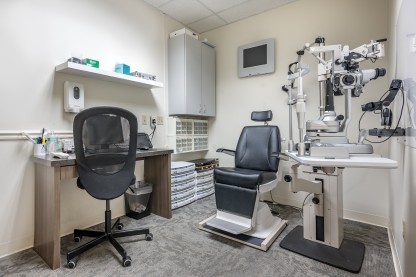 Eye Doctors in Ladue | Crown Vision Center - Ladue Crossing