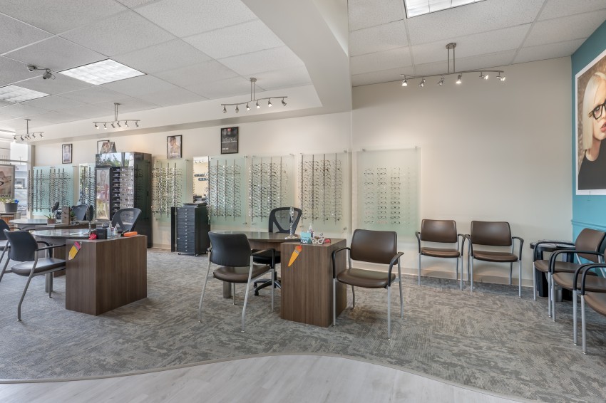 Eye Doctors in Ladue | Crown Vision Center - Ladue Crossing