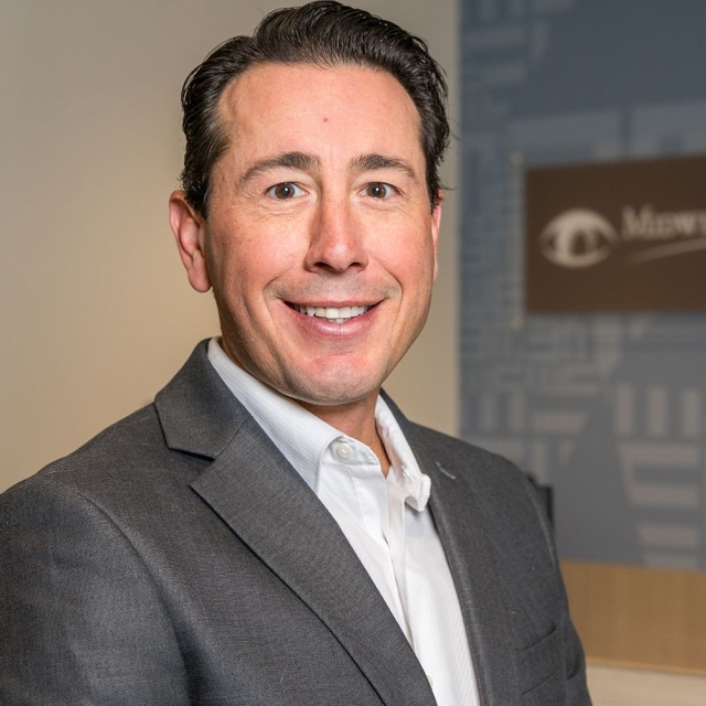 Your St. Peters Eye Doctor | Midwest Eye Associates | Call Now