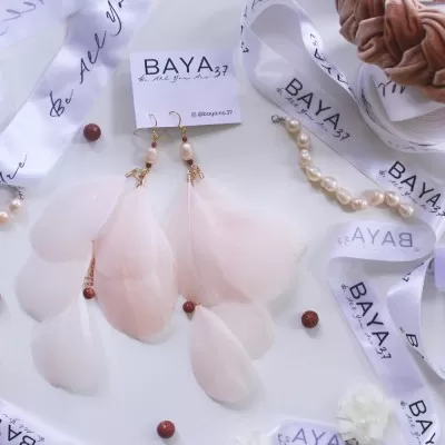 SPALVU AUSKARI & SAMTA MATU STĪPIŅA PĒRLE