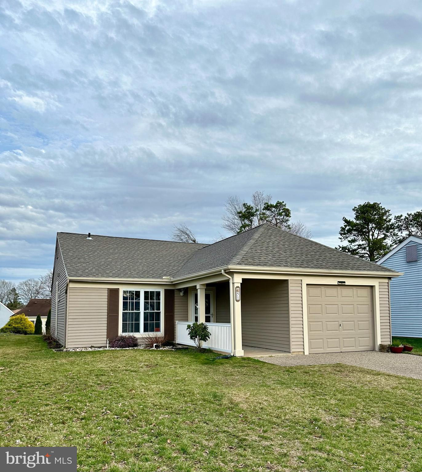 51 Westminster Dr S, Southampton, NJ 08088 is now new to the market ...