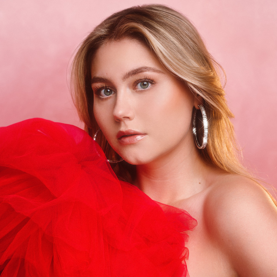 MAXINE boeken? | Evenses Entertainment