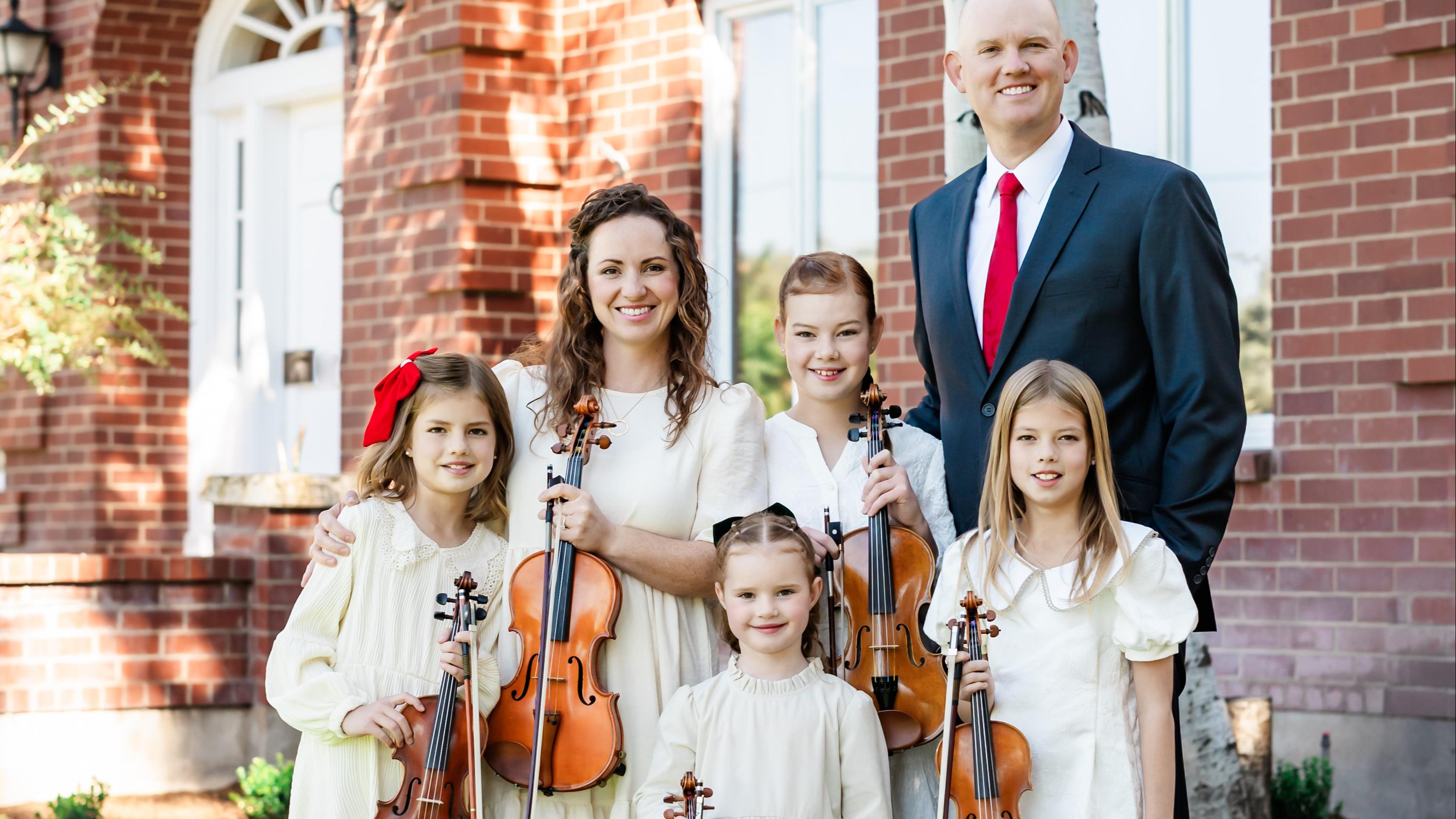 Logan Tabernacle Noon Concert Featuring The Olaveson Family - 2 JUL 2025