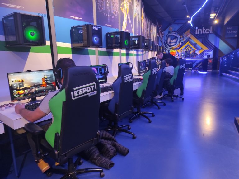 J’ai testé Espot, le nouveau temple du gaming au cœur de Paris