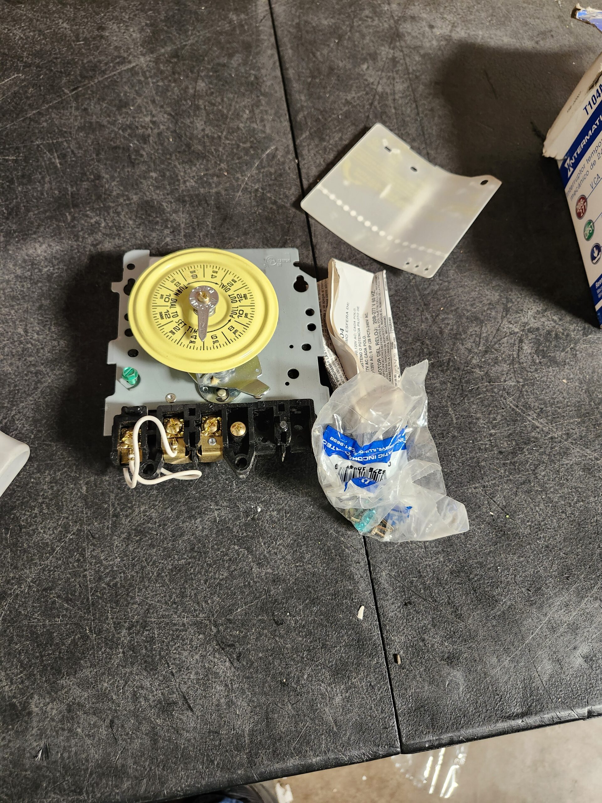 Intermatic T104M Mechanical Time Switch Mechanism Only - EZ Auction