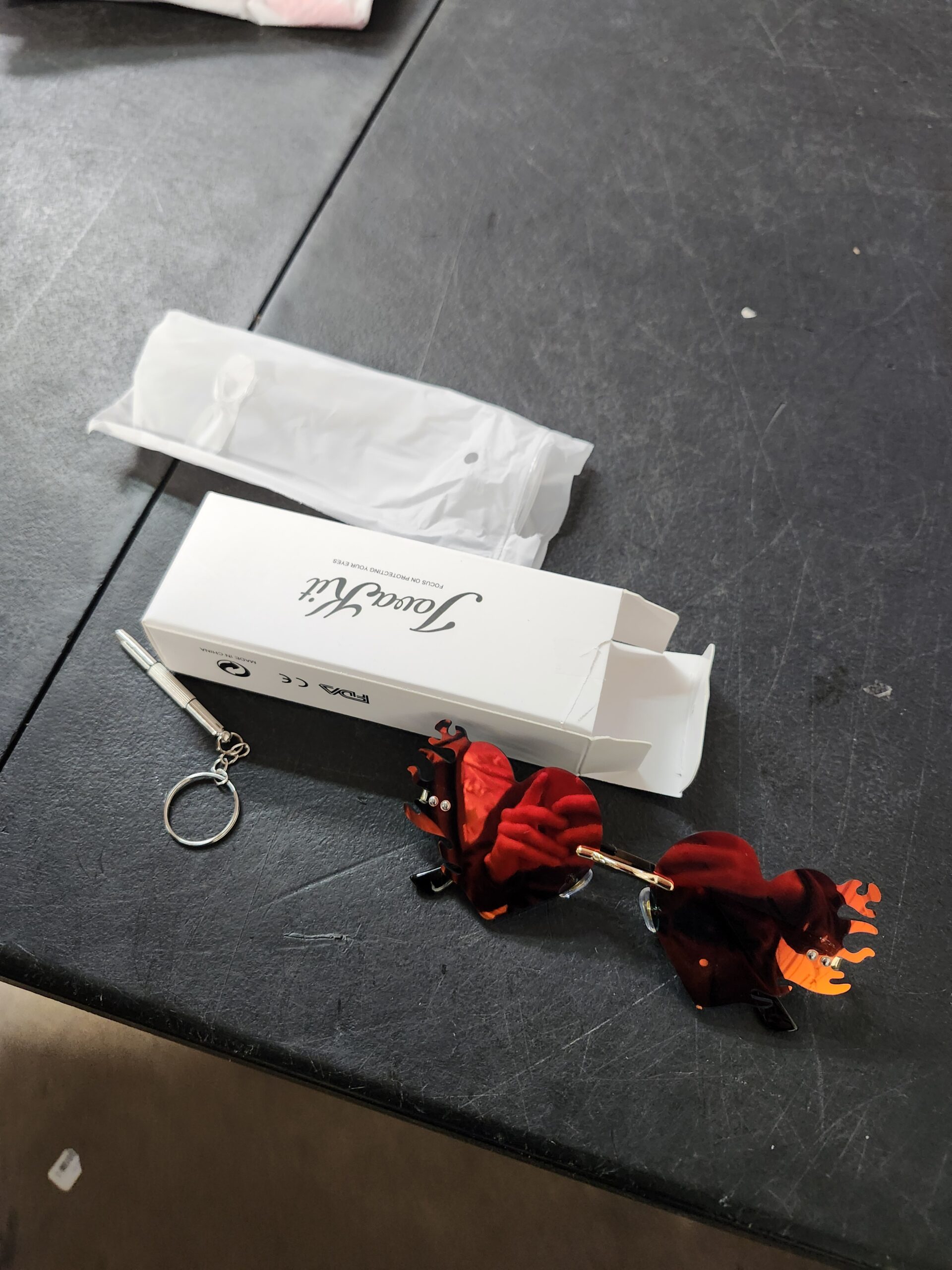 COASION Melting Heart Sunglasses for Women Men Trendy Design Rimless ...