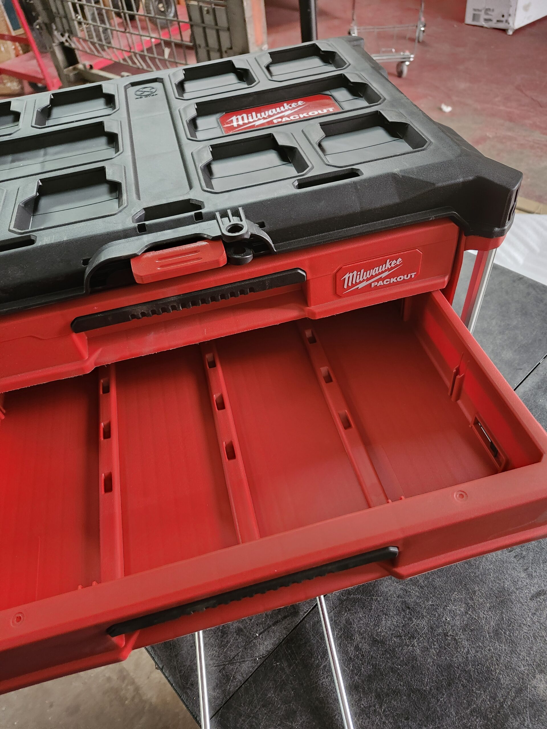 Milwaukee PACKOUT 22 in. Modular 3-Drawer Multi Drawer Tool Box with ...