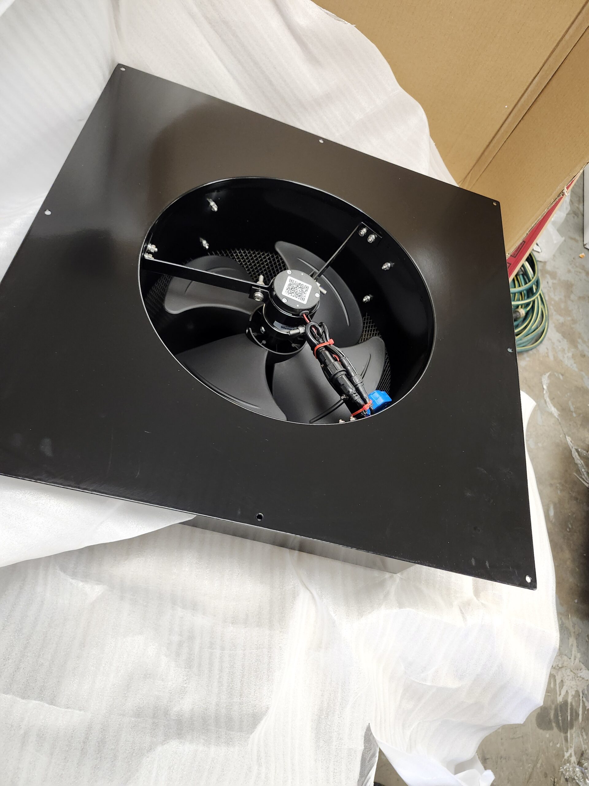 "Remington Solar 20-Watt Black Solar Powered Attic Fan" - EZ Auction