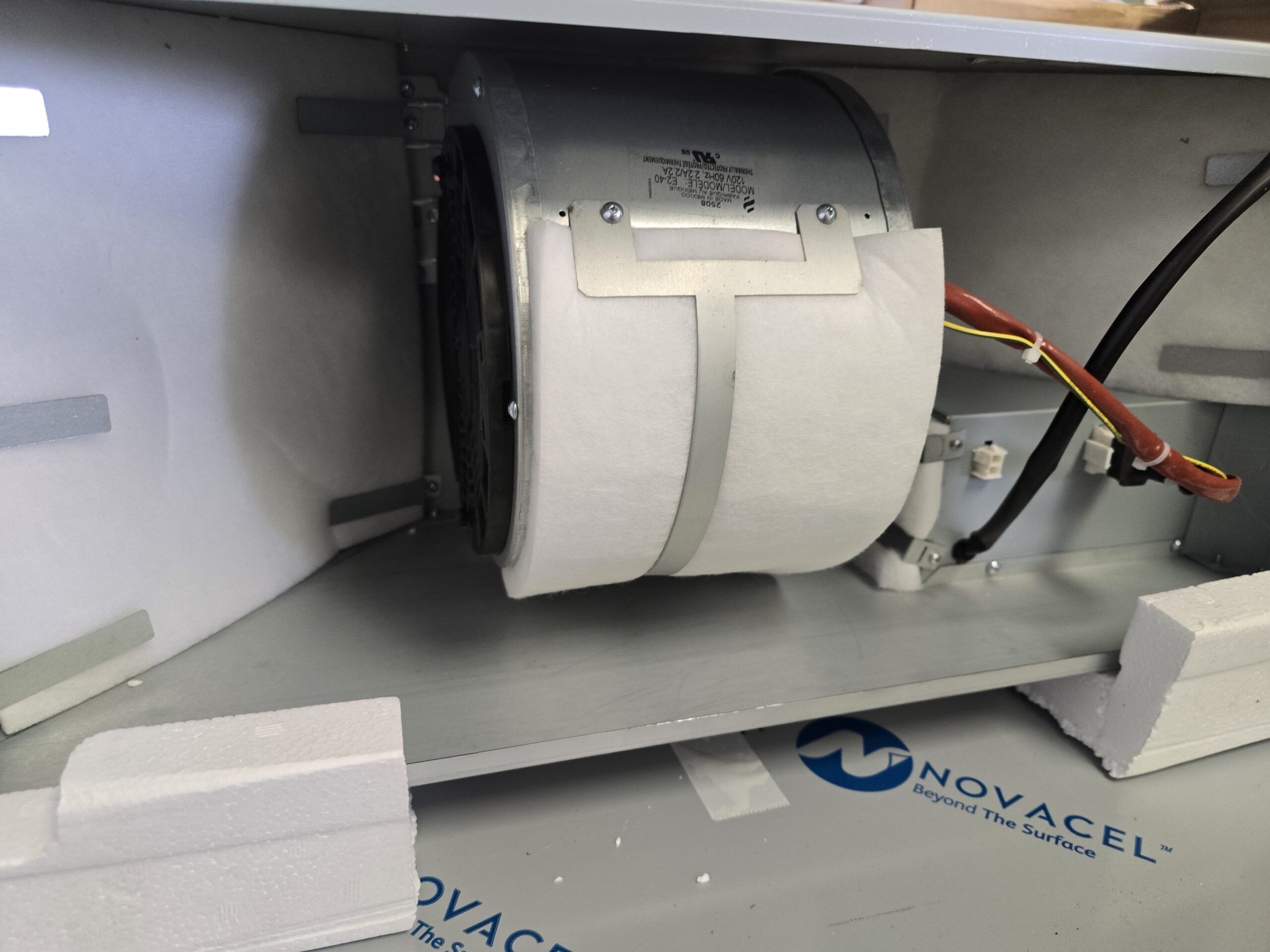 "**READ DESCRIPTION** KitchenAid 30 in. Low Profile Under Cabinet ...