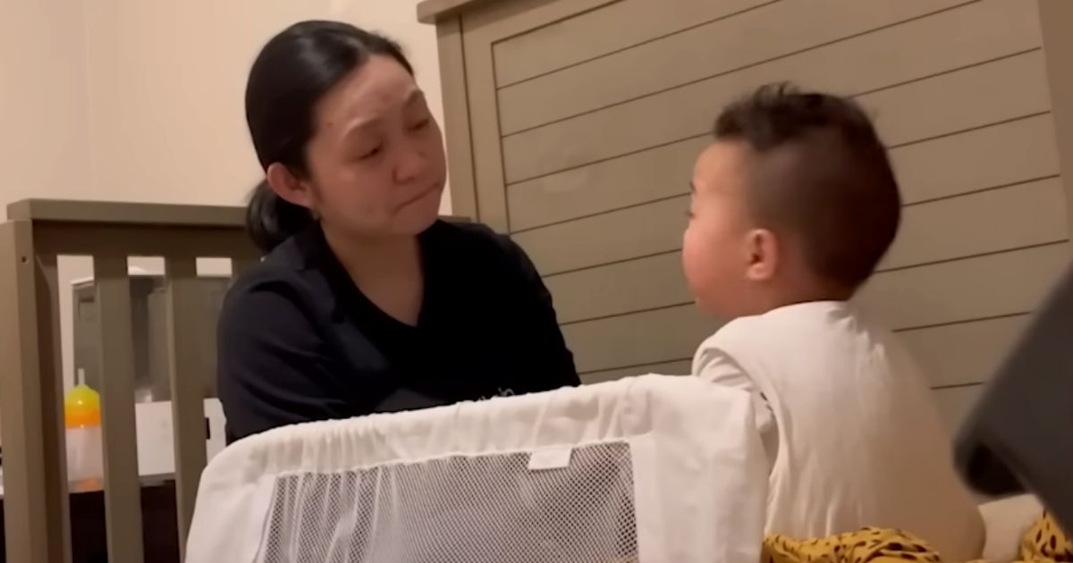 Video of a Toddler and Mom Having Heartfelt Conversation Goes Viral ...