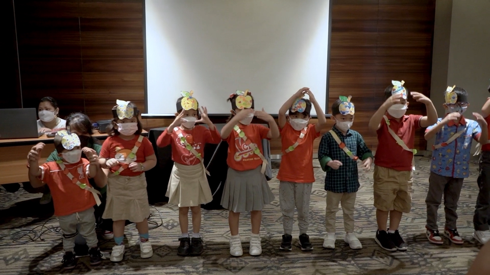 Foto event sekolah November 2022 di jalan Kuningan, Jakarta Pusat