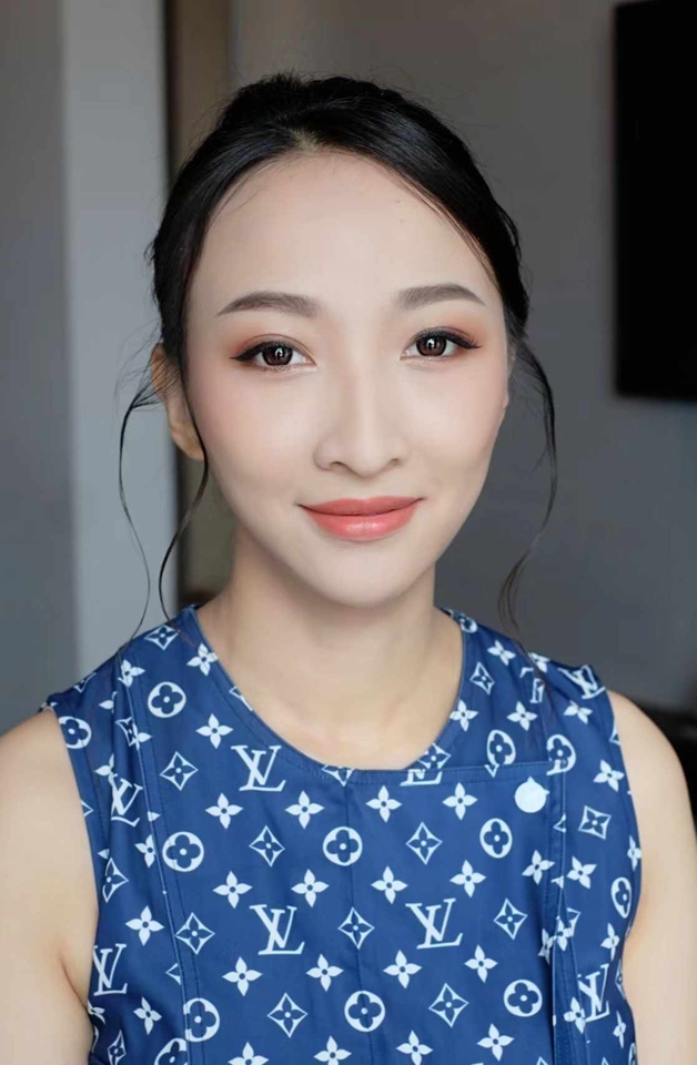 TUCKKY MAKEUP แต่งหน้าทำผมนอกสถานที่ทุกโอกาส