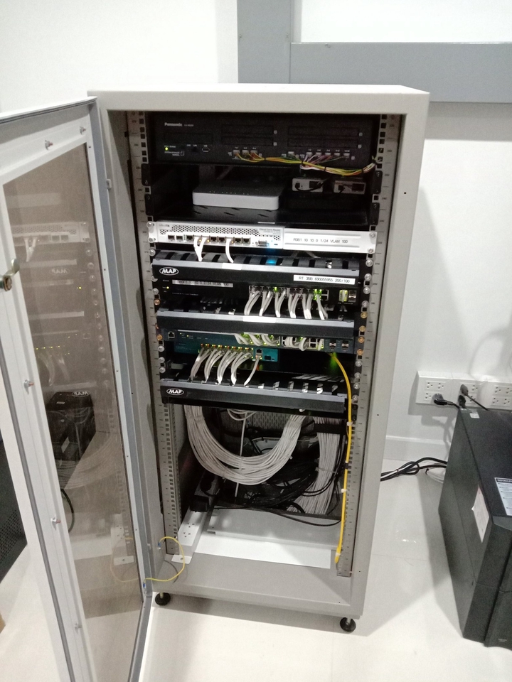 รับแก้ไขและติดตั้ง ระบบ Network ,Lan, Wifi, CCTV, Mikrotik, Hotspot, Server