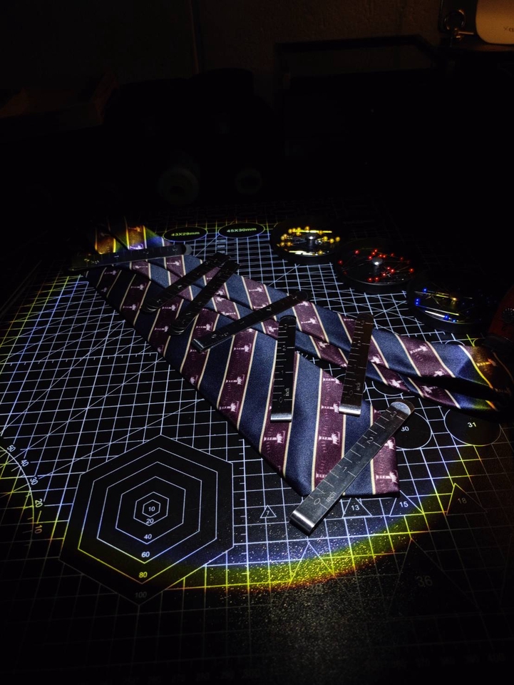 เนคไทสั่งทำ By Phantharak Legacy