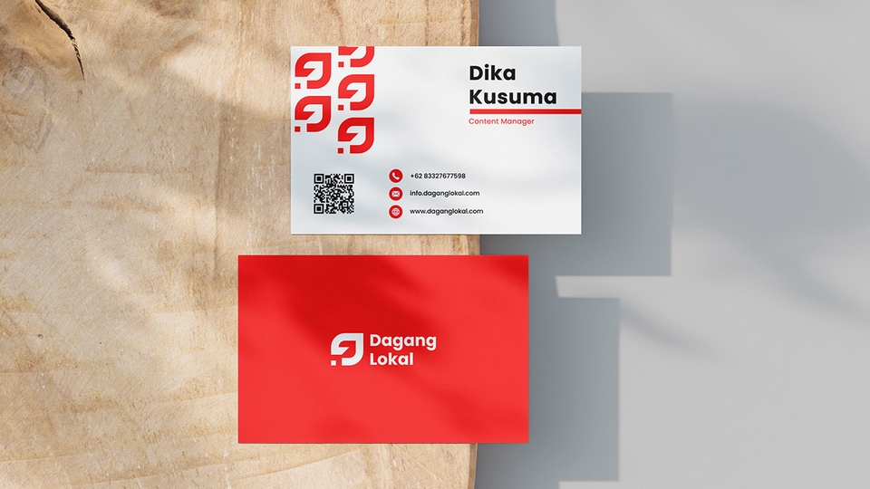 Desain Kartu Nama Modern & Minimalis