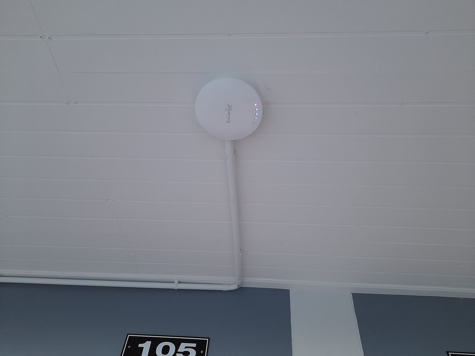 รับแก้ไขและติดตั้ง ระบบ Network ,Lan, Wifi, CCTV, Mikrotik, Hotspot, Server