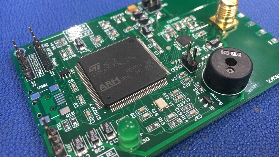 รับงานประกอบวงจรตามแบบ ลงPCB