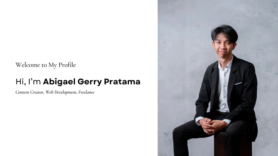 Desain Presentasi Pemaparan Program Kerja dengan Gaya Minimal dan Modern.