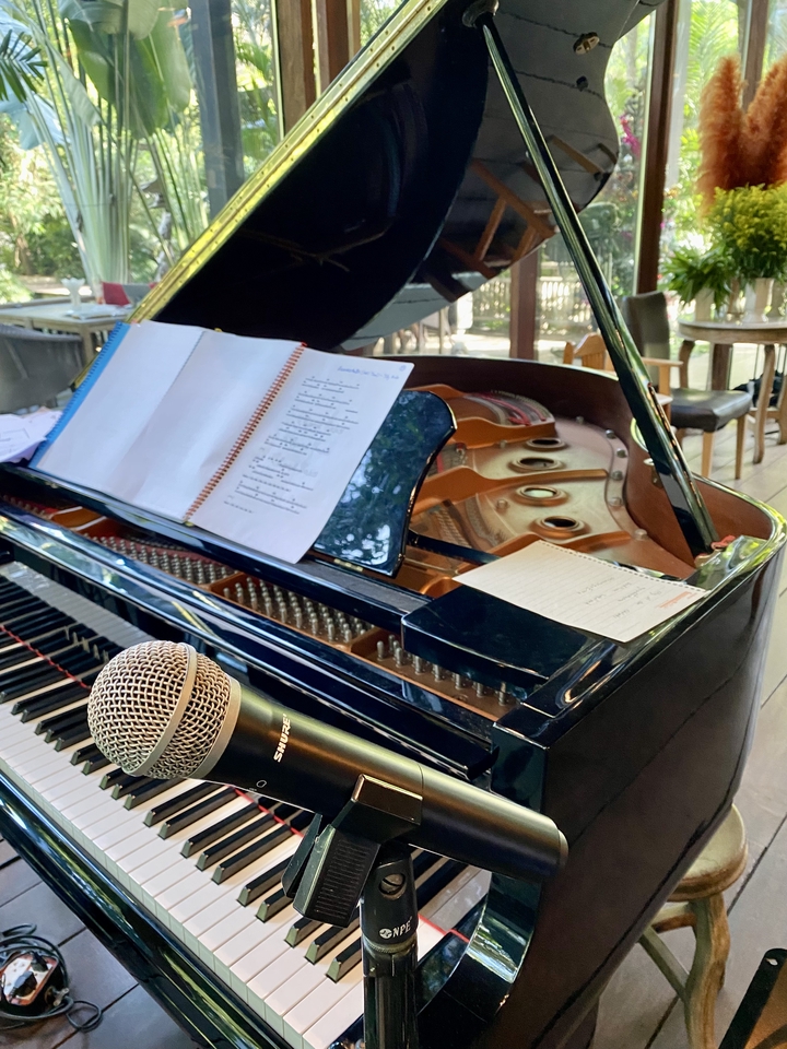 นักดนตรี Jazz/Pop Piano แจ๊สป็อป รับจ้างเดี่ยวเปียโน บรรเลงเปียโน ร้อง ...