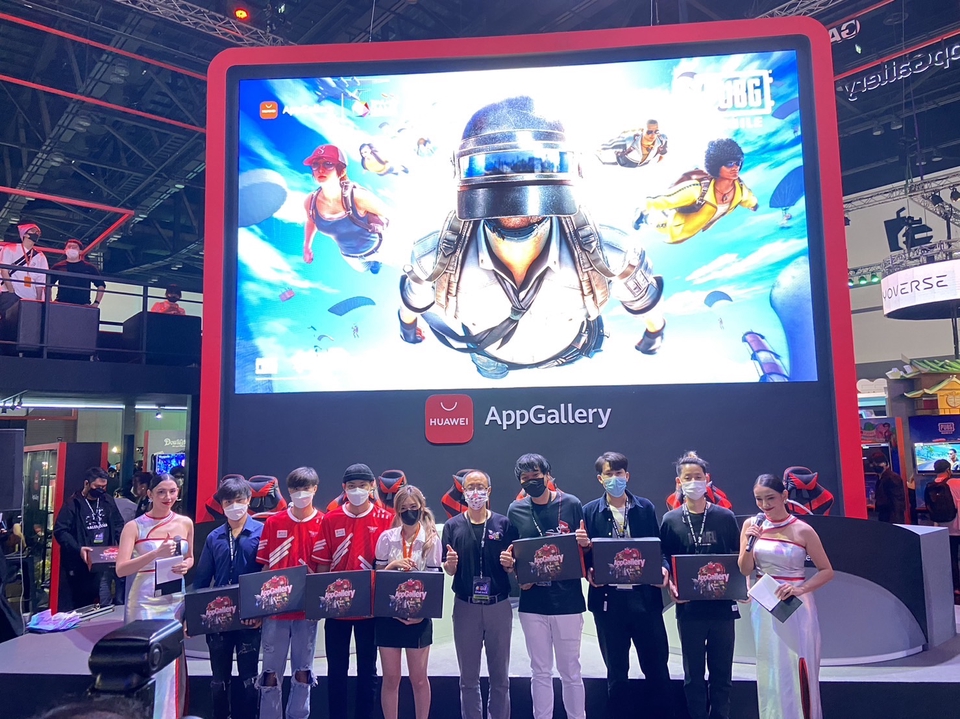 Games & Esports (Content / Creator / Trainer)