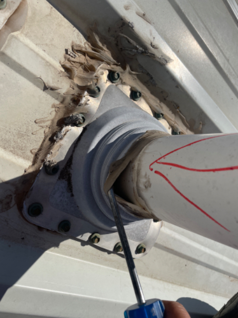 Deficiency:Sealant failure at dissimilar materials is a direct entry point for water intrusion.