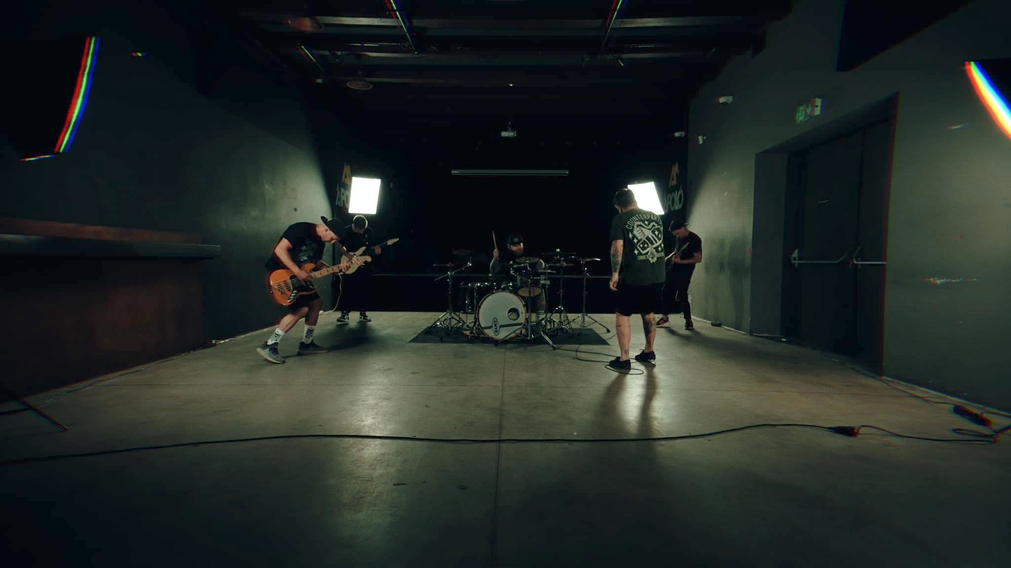 Informer – Hallgasd meg első lemezüket – Fémforgács