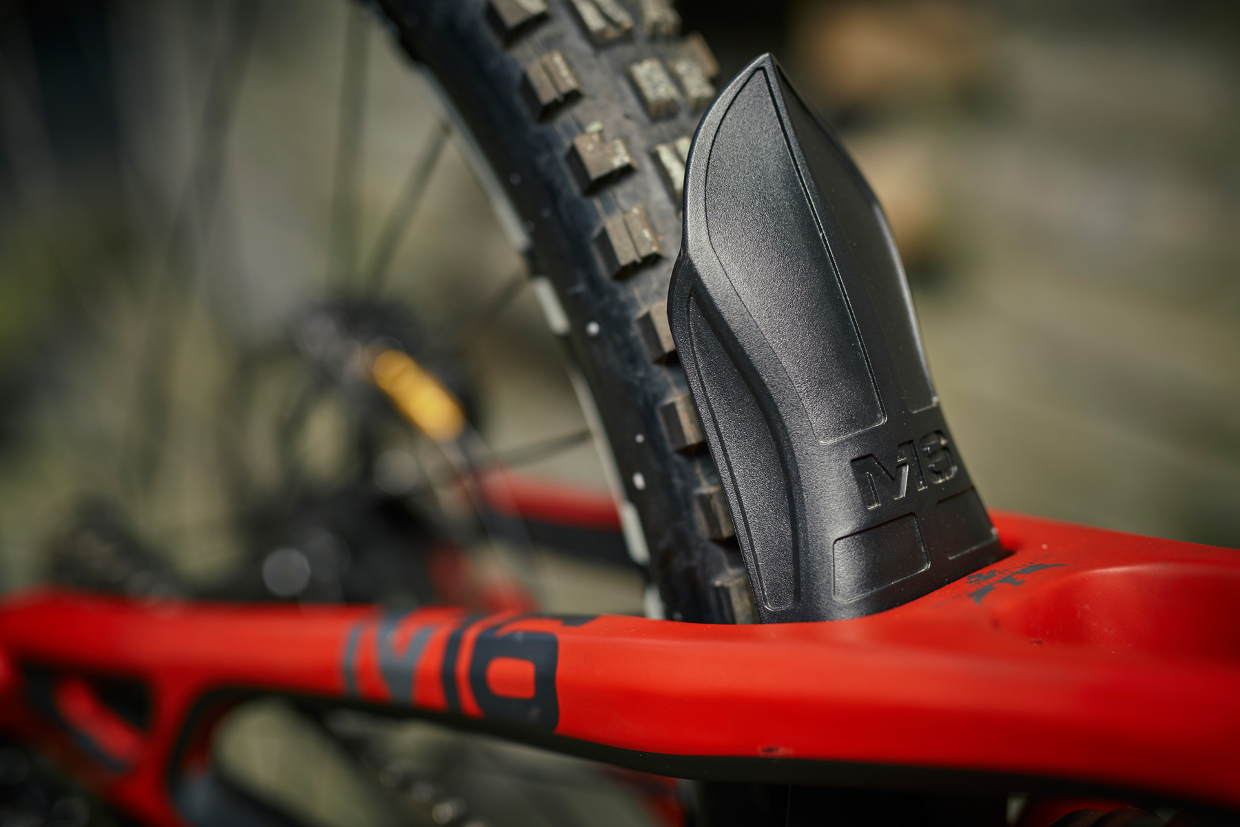 Intense M16 C - Dirt Intense M16 C - Dirt
