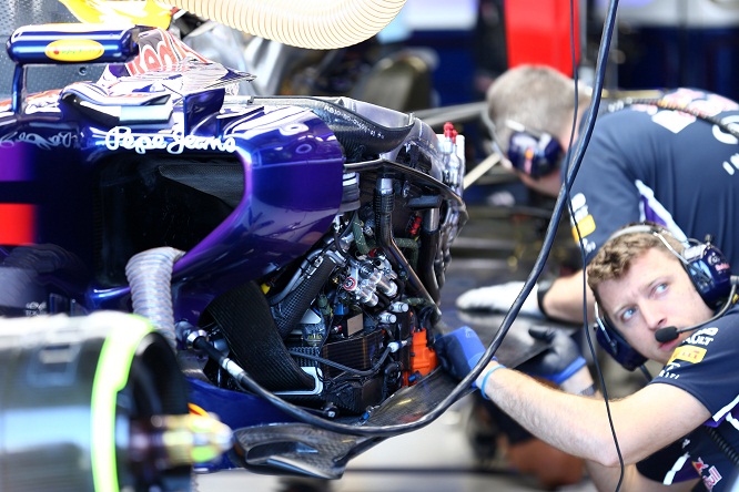F1 | Le batterie delle power unit Renault sono Red Bull - Formula 1 ...