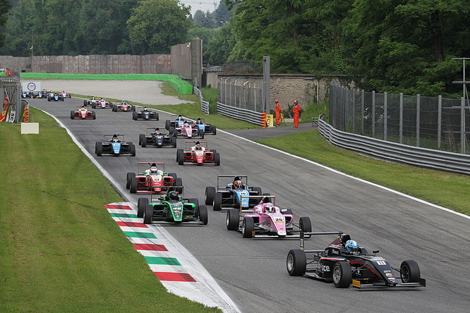 F4 Italia | Monza: Lorandi con due centri vola in classifica - Formule ...