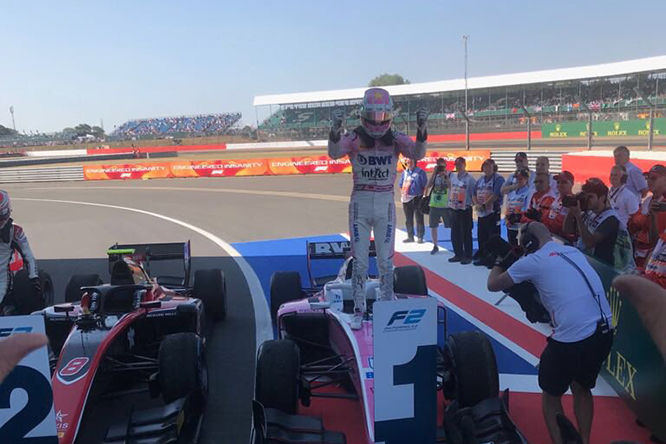 F2 | Silverstone, Sprint race: prima gioia per Gunther, Russell in fuga ...