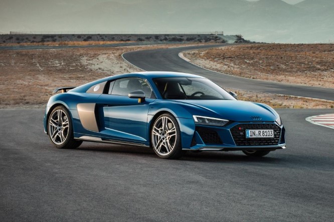 Audi R8, ecco il restyling e altri cavalli - Mondo Auto - AutoMoto