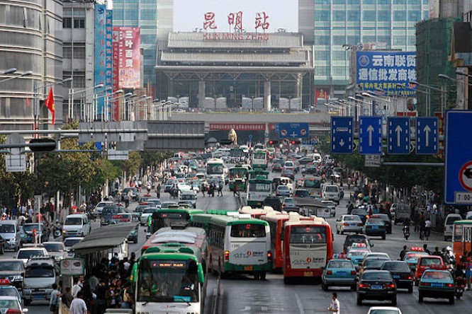 Cina, le vendite continuano a calare - Mondo Auto - AutoMoto