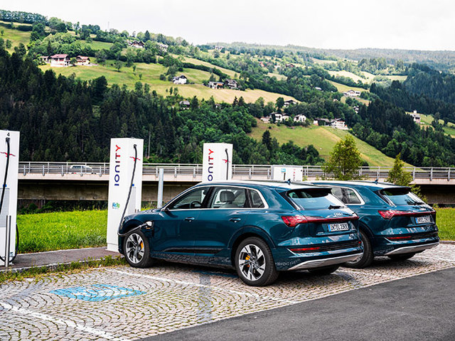 Volkswagen, piano europeo per l'e-mobility - E Mobility - Auto