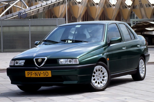 Fotogallery: Alfa Romeo 155, forza della natura - Classiche - AutoMoto