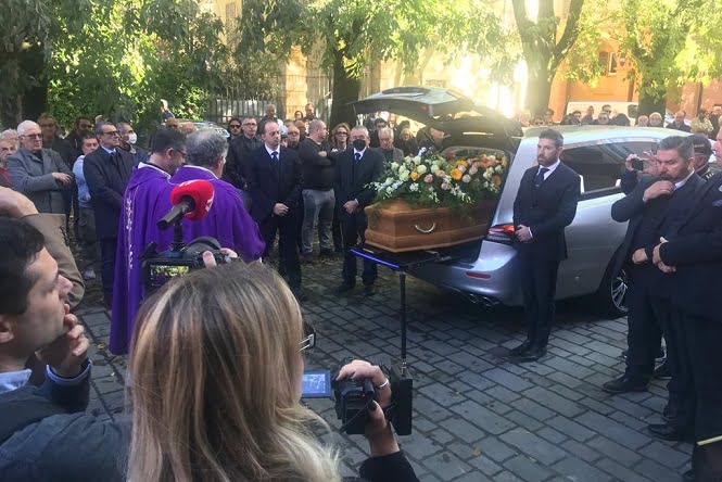 L'ultimo saluto a Mauro Forghieri: "Era il più grande" - Mondo