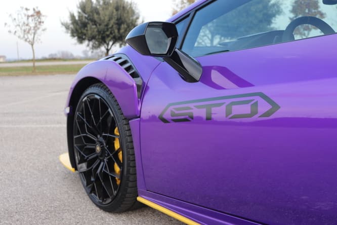 Lamborghini Huracan STO: prova su strada, prezzo, motore - Prove - AutoMoto