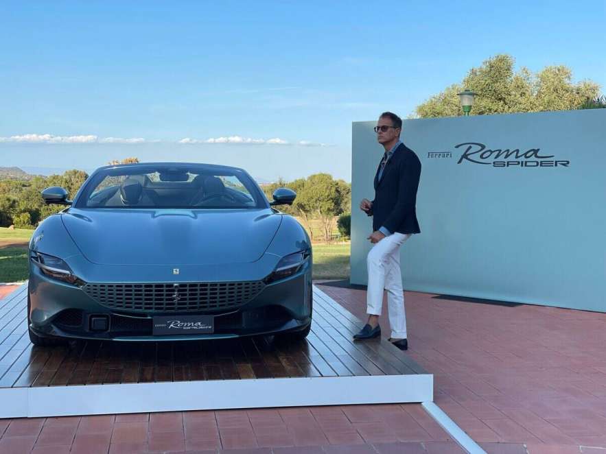 Ferrari Roma Spider, Flavio Manzoni racconta: tra design e tetto in ...