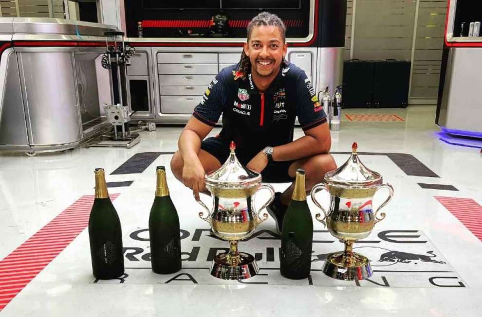 Dai social - Miglioramenti Ferrari? Meccanico Red Bull sfotte i ...