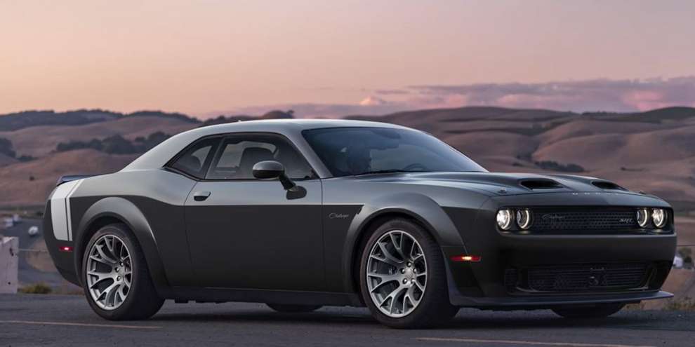 Novità: Dodge Challenger Black Ghost senza segreti - News - Auto
