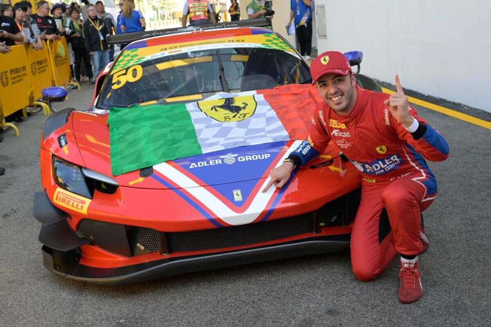 La Ferrari 'GT' sa solo vincere: Fuoco si prende Macao con la 296 ...