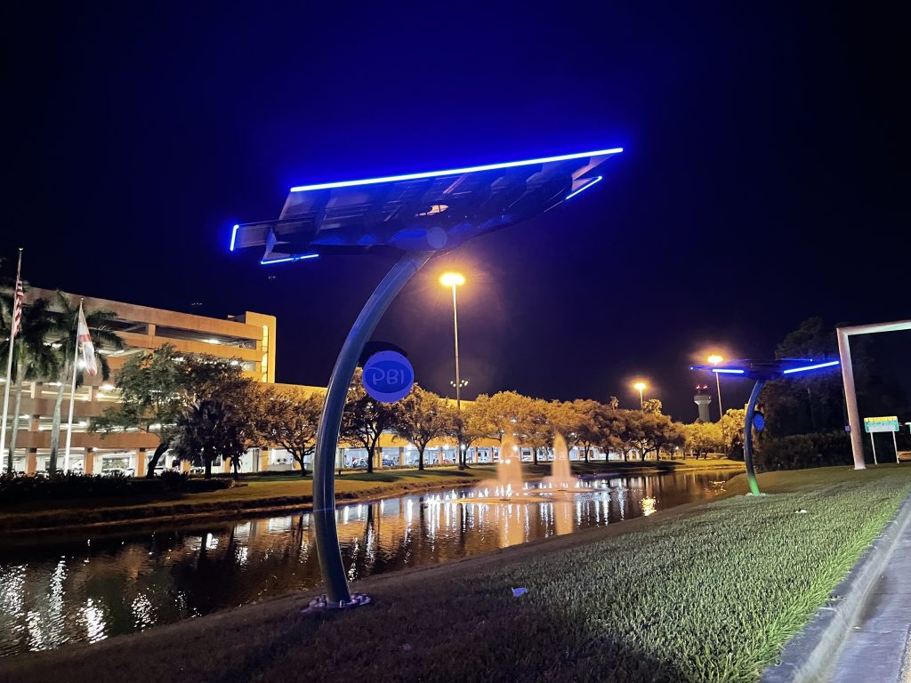 FPL SolarNow Lights Up for the Holidays - FPL SolarNow