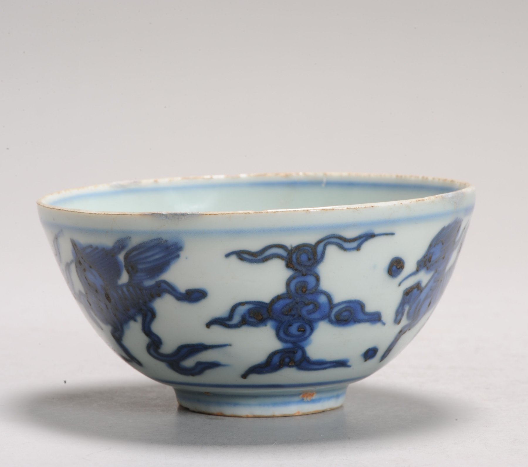 Antique Chinese Porcelain Jiajing period 1522-1566 Bowl with Mythical ...