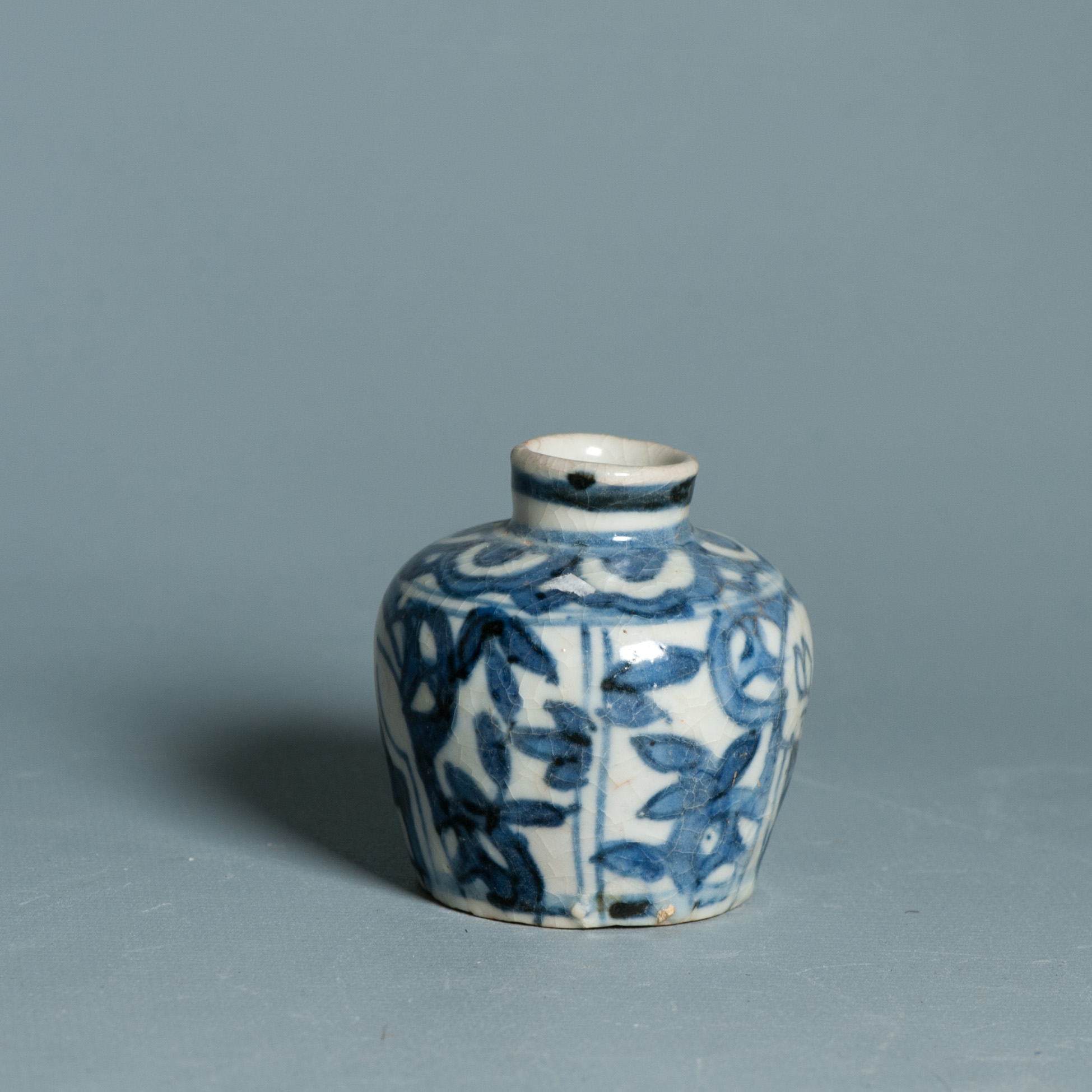 Antique Ming Period Chinese Porcelain Ming Small Jar China DEER Blue ...