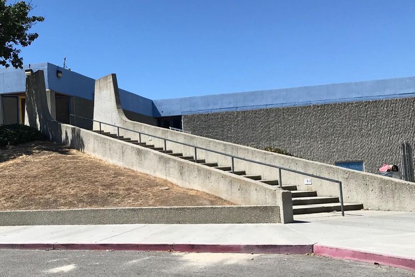 Bernal Intermediate School 23 Stair Rail - FindSkateSpots