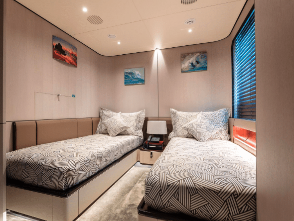 2019 115 ft Azimut Grande - Florida Yachts International