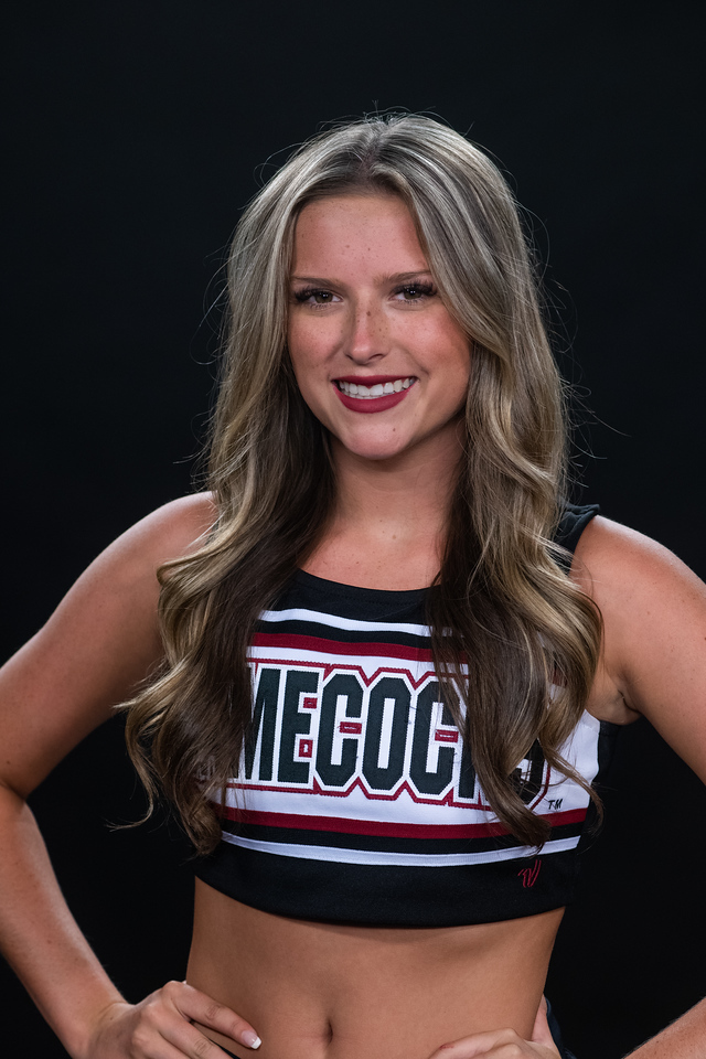Cheerleading – University of South Carolina Athletics