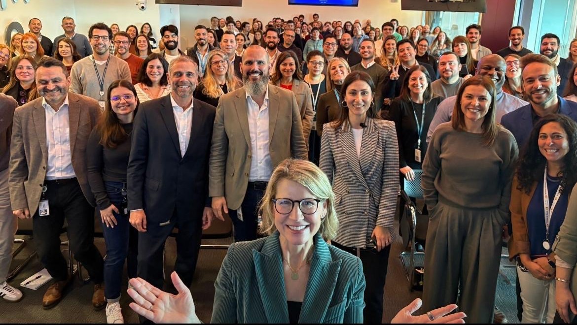 Cisco’s Best-Kept Secret: Kelly Jones Visits Portugal - Cisco Portugal Blog