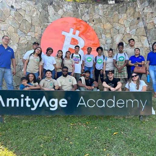 Building a Bitcoin Future: Supporting Roatan | Geyser